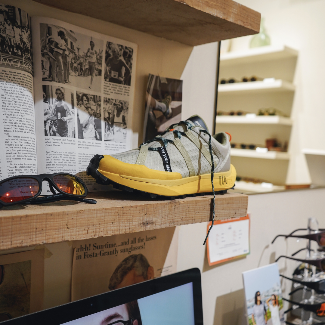 get lost, bananas and granite. – 4T2 KOREA
